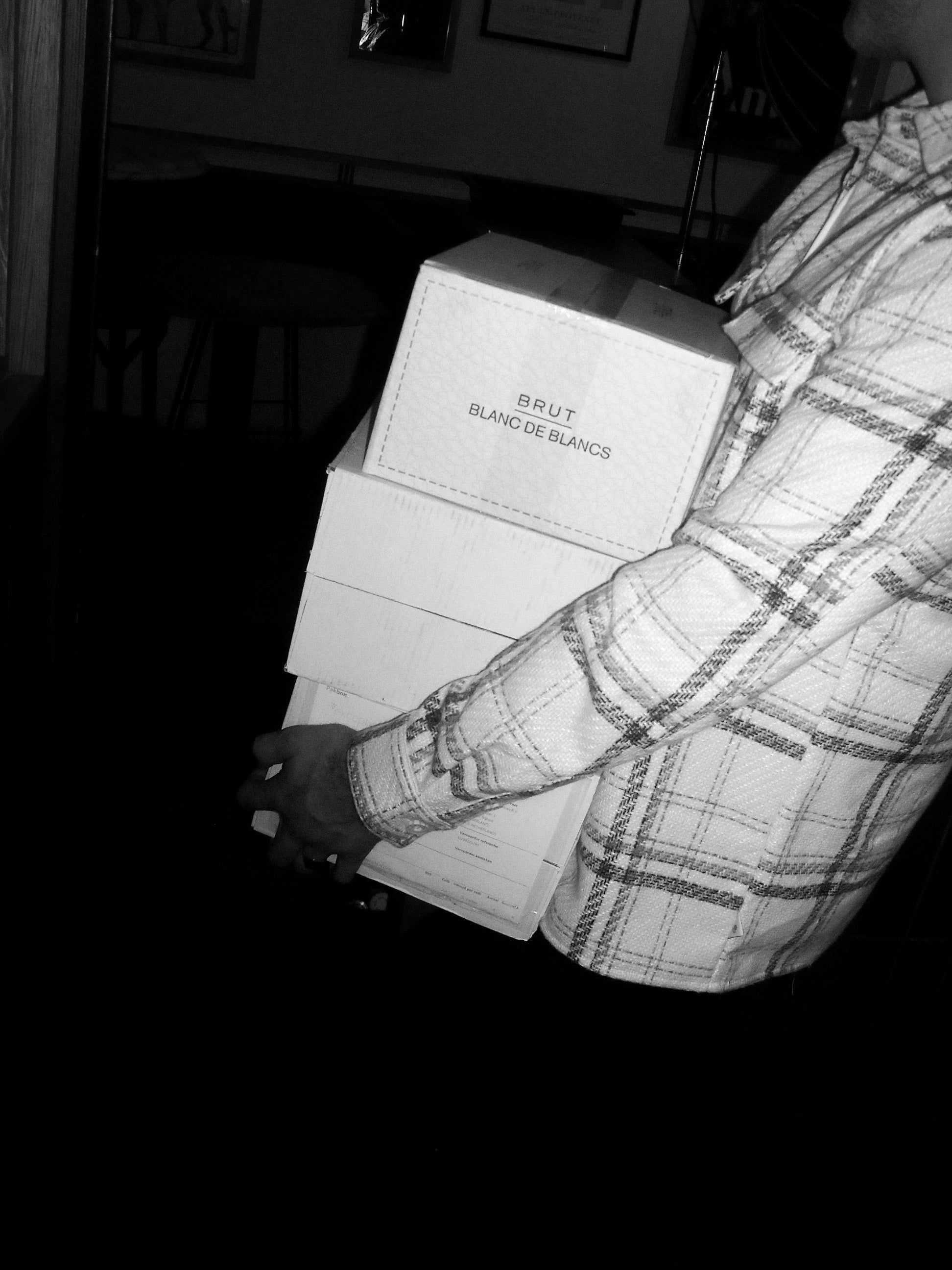 Wine Tasting Reviews Cork & Compass / Joris Janssen